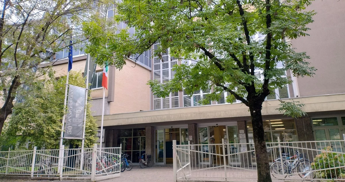 383_p_installazione fotocopiatrice – Liceo Galileo Galilei – Legnano